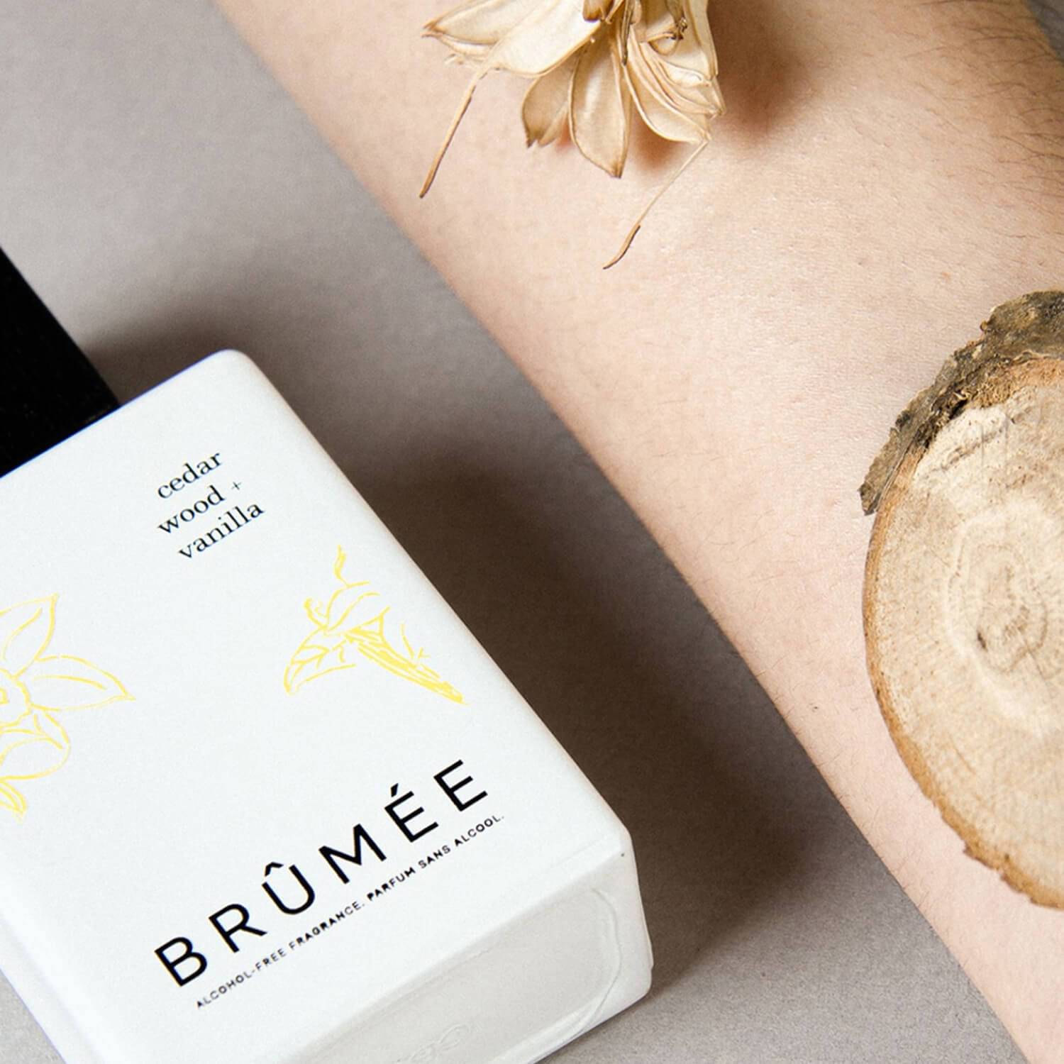 Brûmée Cedar Wood + Vanilla for $16.95 per month | Scentbird